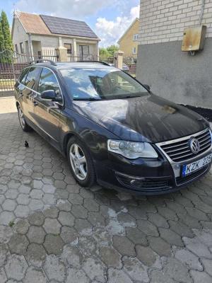 Black Volkswagen Passat 2006 in Siauliai, with an engine capacity of 1.97 L and mileage of 294 thousand km for 1500 €, photo 3 on AUTOMOTO.COM.LV