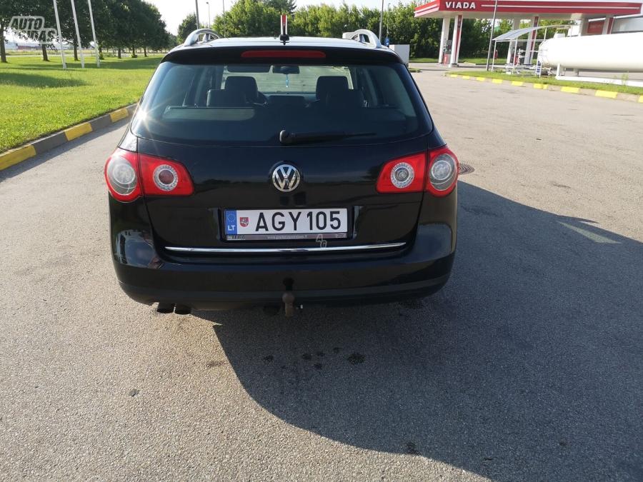 Melns Volkswagen Passat 2006 Panevēža, ar dzinēja tilpumu 2.00 L un nobraukumu 286 tūkst. km par 2350 €, foto 11 vietnē AUTOMOTO.COM.LV