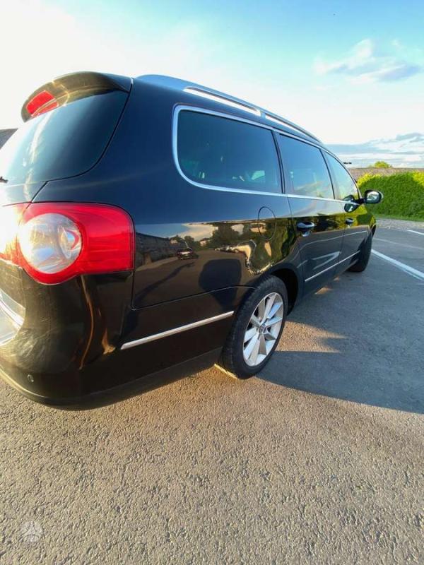 Melns Volkswagen Passat 2006 Alīta, ar dzinēja tilpumu 1.97 L un nobraukumu 386 tūkst. km par 2600 €, foto 9 vietnē AUTOMOTO.COM.LV