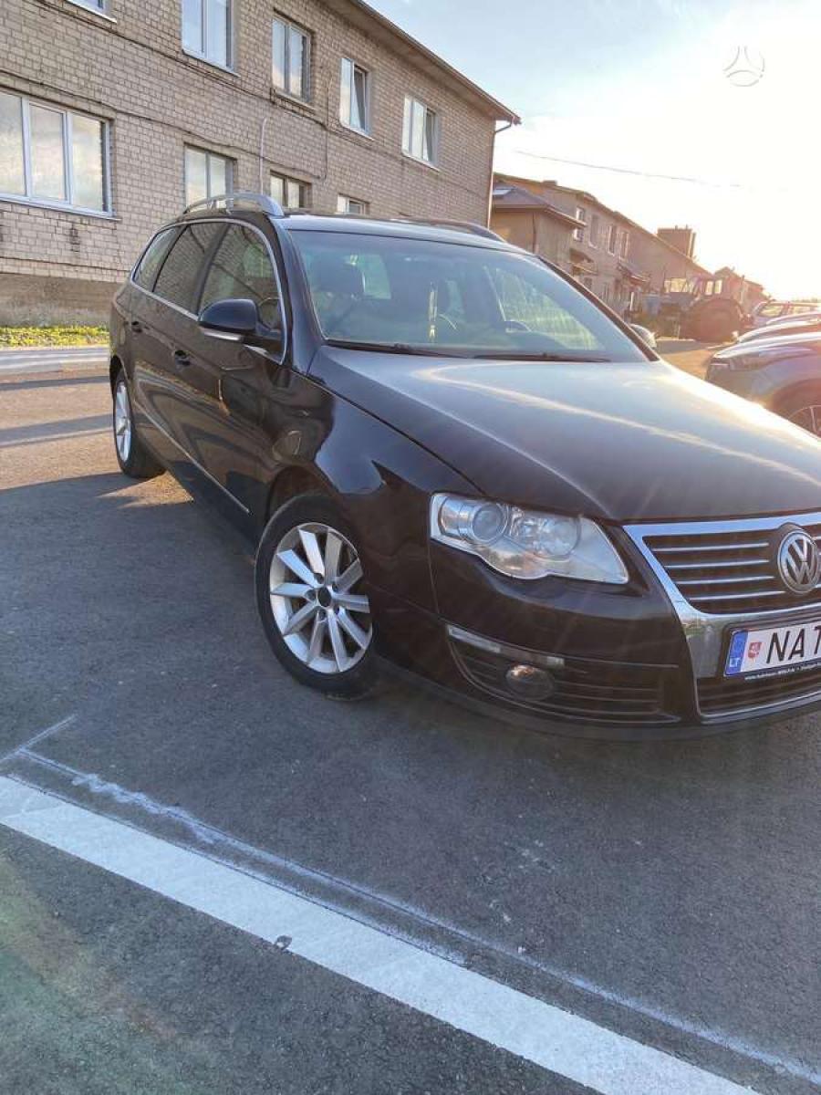 Melns Volkswagen Passat 2006 Alīta, ar dzinēja tilpumu 1.97 L un nobraukumu 386 tūkst. km par 2600 €, foto 12 vietnē AUTOMOTO.COM.LV