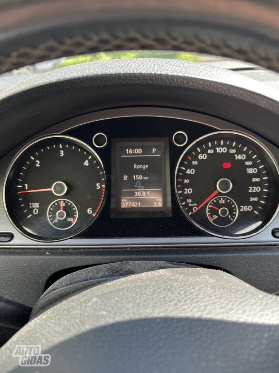 Melns Volkswagen Passat 2006 Kauņa, ar dzinēja tilpumu 2.00 L un nobraukumu 378 tūkst. km par 1950 €, foto 9 vietnē AUTOMOTO.COM.LV