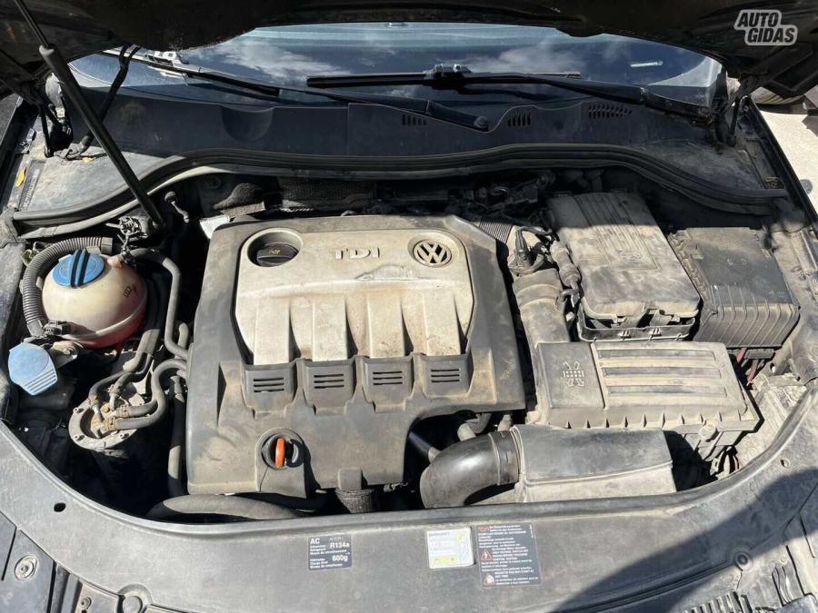 Melns Volkswagen Passat 2006 Kauņa, ar dzinēja tilpumu 2.00 L un nobraukumu 378 tūkst. km par 1950 €, foto 10 vietnē AUTOMOTO.COM.LV