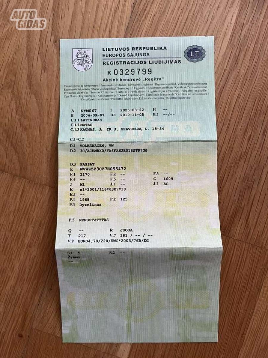 Melns Volkswagen Passat 2006 Kauņa, ar dzinēja tilpumu 2.00 L un nobraukumu 378 tūkst. km par 1950 €, foto 14 vietnē AUTOMOTO.COM.LV
