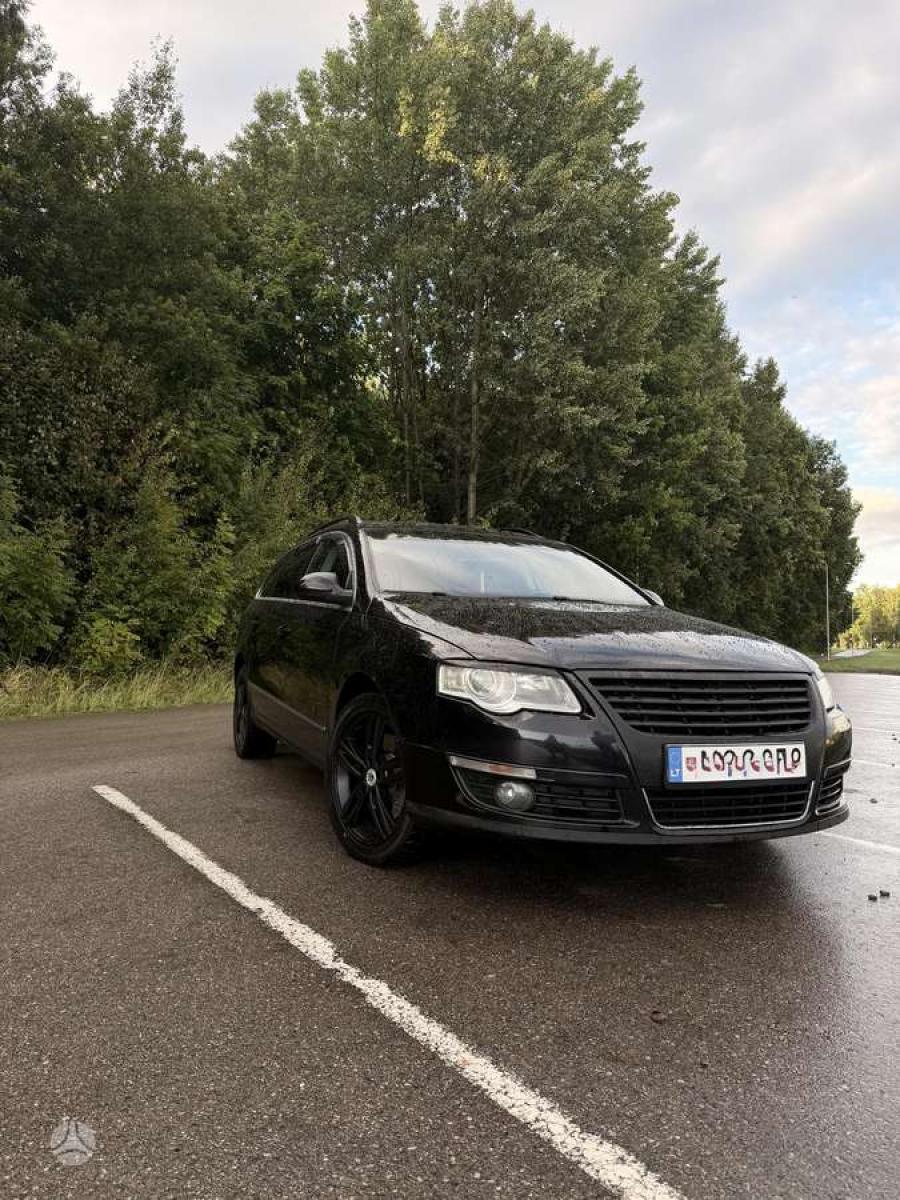Black Volkswagen Passat 2006 in Kaisiadorys, with an engine capacity of 1.97 L and mileage of 396 thousand km for 1299 €, photo 1 on AUTOMOTO.COM.LV