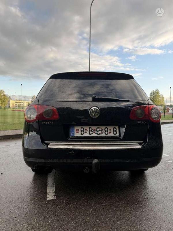 Melns Volkswagen Passat 2006 Kaišiadorys, ar dzinēja tilpumu 1.97 L un nobraukumu 396 tūkst. km par 1299 €, foto 4 vietnē AUTOMOTO.COM.LV