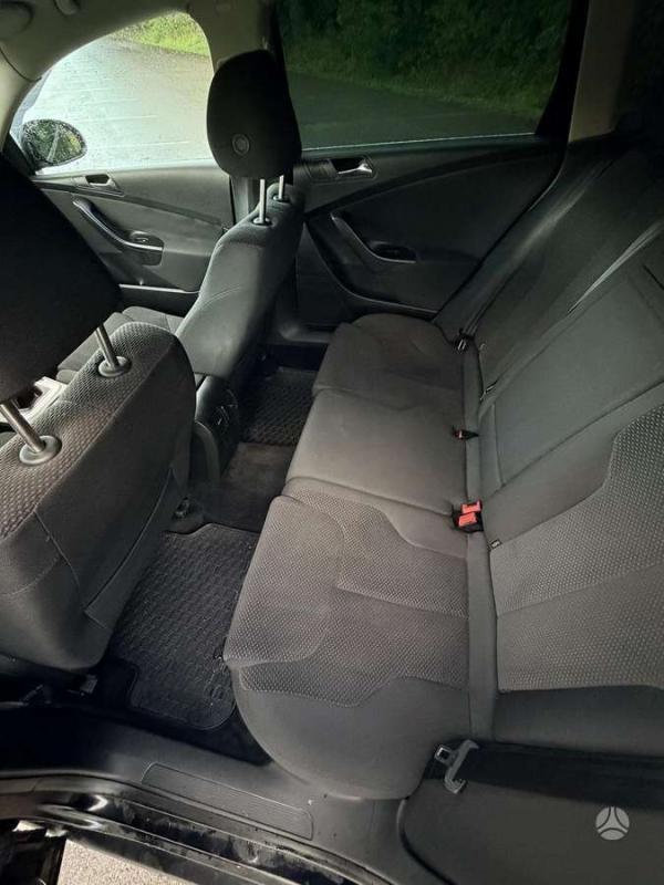 Melns Volkswagen Passat 2006 Kaišiadorys, ar dzinēja tilpumu 1.97 L un nobraukumu 396 tūkst. km par 1299 €, foto 10 vietnē AUTOMOTO.COM.LV