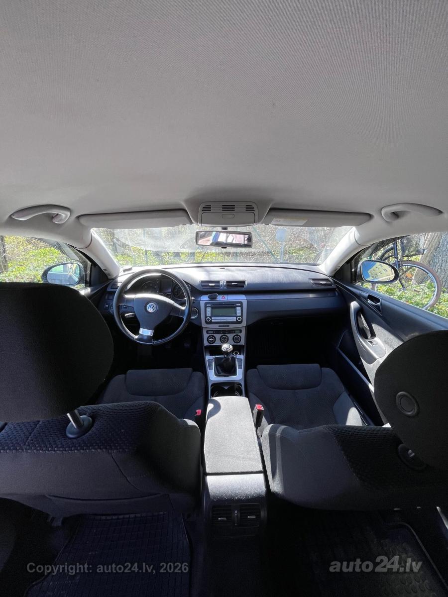 Black Volkswagen Passat 2006 in Tallinn, with an engine capacity of 2.00 L and mileage of 389 thousand km for 1300 €, photo 11 on AUTOMOTO.COM.LV