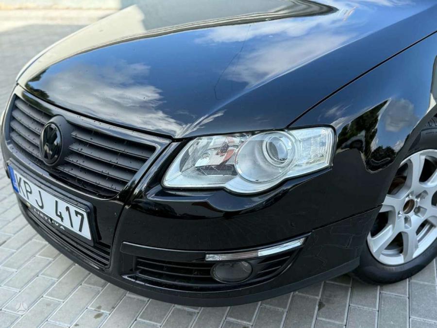 Melns Volkswagen Passat 2006 Viļņa, ar dzinēja tilpumu 1.97 L un nobraukumu 335 tūkst. km par 1450 €, foto 5 vietnē AUTOMOTO.COM.LV