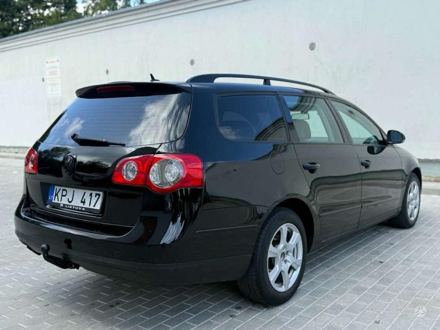 Melns Volkswagen Passat 2006 Viļņa, ar dzinēja tilpumu 1.97 L un nobraukumu 335 tūkst. km par 1450 €, foto 7 vietnē AUTOMOTO.COM.LV