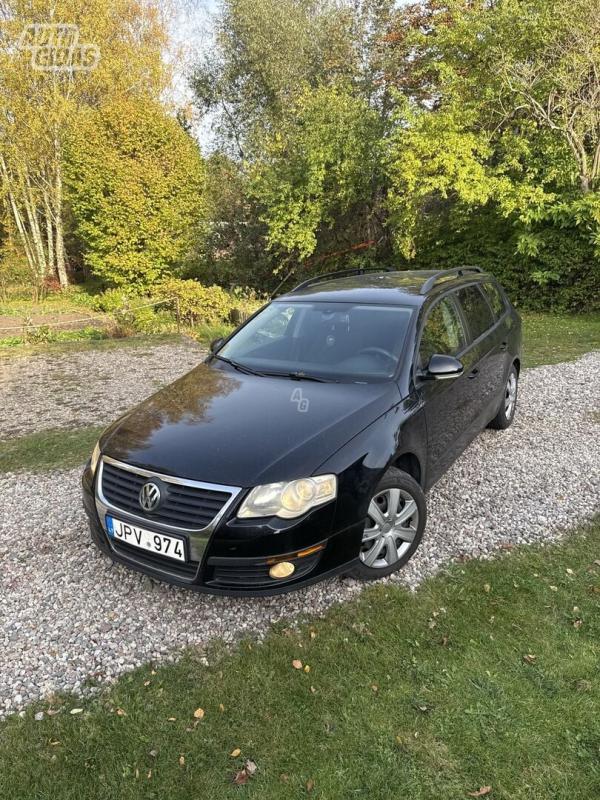 Black Volkswagen Passat 2006 in Vilnius, with an engine capacity of 1.90 L and mileage of 340 thousand km for 970 €, photo 1 on AUTOMOTO.COM.LV