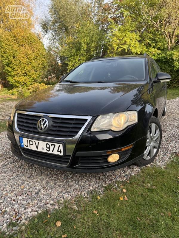 Black Volkswagen Passat 2006 in Vilnius, with an engine capacity of 1.90 L and mileage of 340 thousand km for 970 €, photo 9 on AUTOMOTO.COM.LV