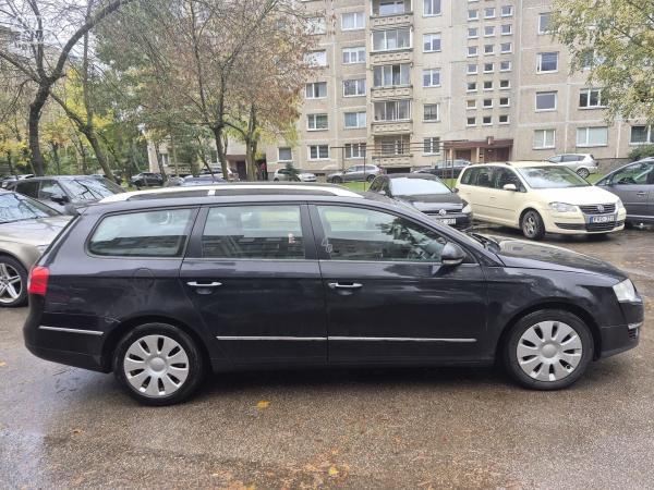 Melns Volkswagen Passat 2006 Kauņa, ar dzinēja tilpumu 2.00 L un nobraukumu 370 tūkst. km par 1400 €, foto 3 vietnē AUTOMOTO.COM.LV