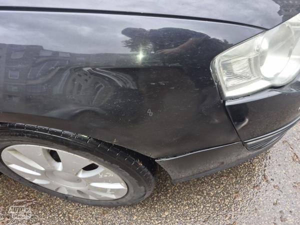 Melns Volkswagen Passat 2006 Kauņa, ar dzinēja tilpumu 2.00 L un nobraukumu 370 tūkst. km par 1400 €, foto 4 vietnē AUTOMOTO.COM.LV