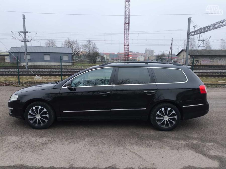Black Volkswagen Passat 2007 in Siauliai, with an engine capacity of 2.00 L and mileage of 350 thousand km for 2490 €, photo 5 on AUTOMOTO.COM.LV