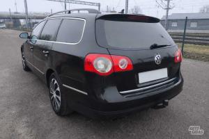 Black Volkswagen Passat 2007 in Siauliai, with an engine capacity of 2.00 L and mileage of 350 thousand km for 2490 €, photo 8 on AUTOMOTO.COM.LV