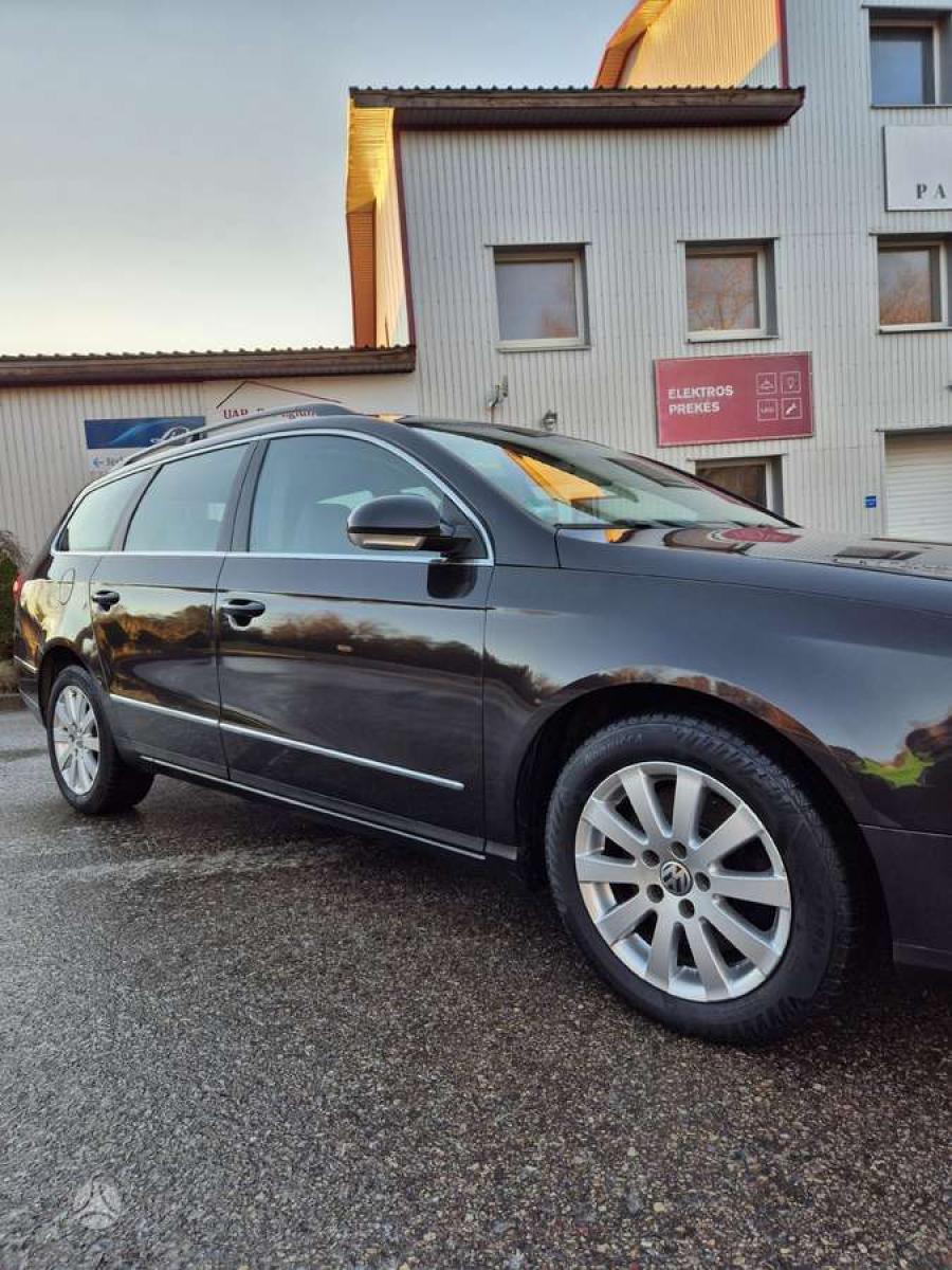 Melns Volkswagen Passat 2007 Ignalina, ar dzinēja tilpumu 2.00 L un nobraukumu 255 tūkst. km par 2950 €, foto 3 vietnē AUTOMOTO.COM.LV