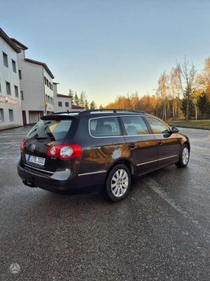 Melns Volkswagen Passat 2007 Ignalina, ar dzinēja tilpumu 2.00 L un nobraukumu 255 tūkst. km par 2950 €, foto 4 vietnē AUTOMOTO.COM.LV