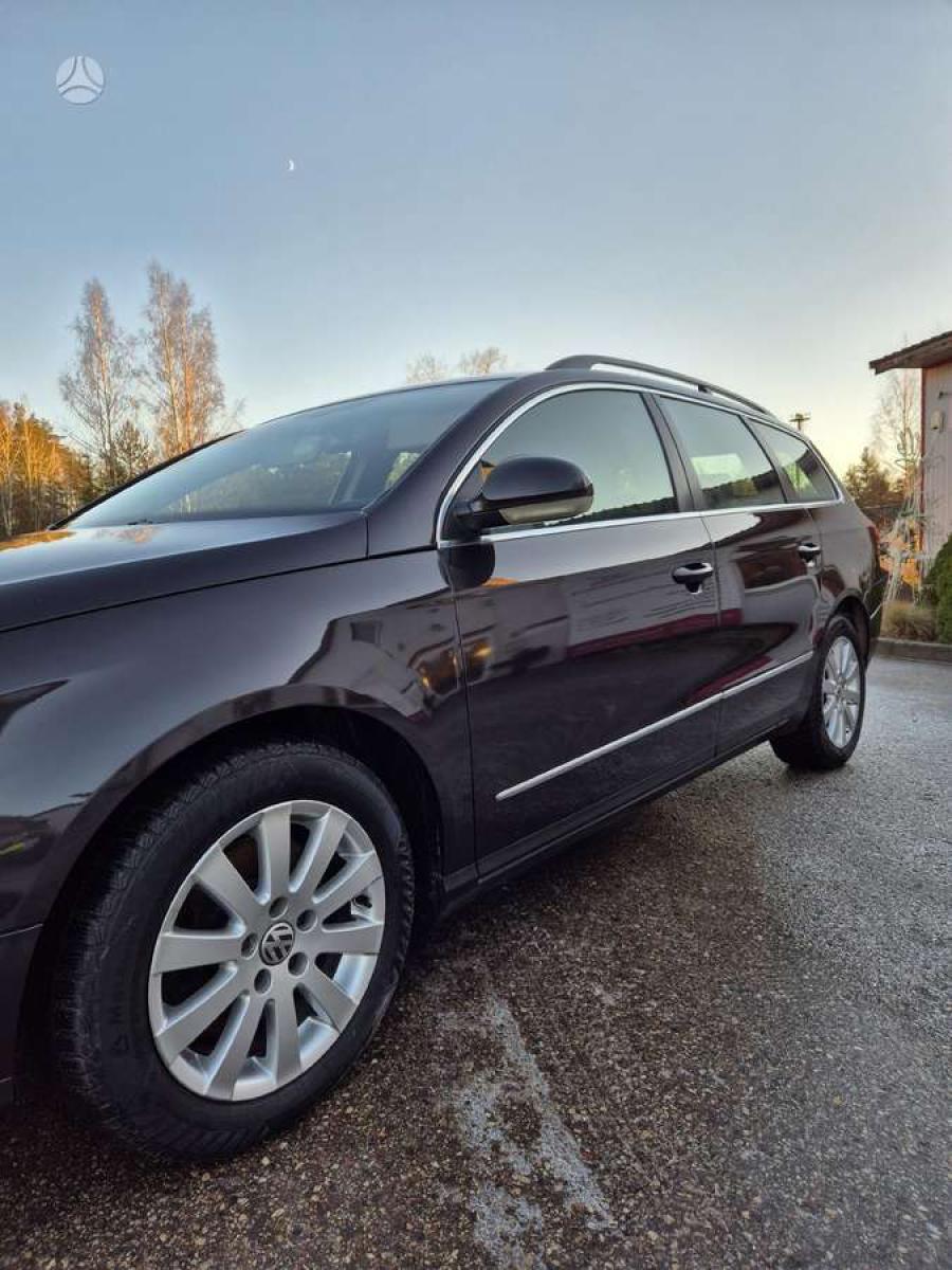 Melns Volkswagen Passat 2007 Ignalina, ar dzinēja tilpumu 2.00 L un nobraukumu 255 tūkst. km par 2950 €, foto 8 vietnē AUTOMOTO.COM.LV