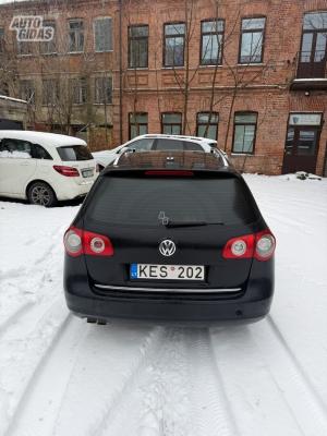 Melns Volkswagen Passat 2007 Kauņa, ar dzinēja tilpumu 2.00 L un nobraukumu 275 tūkst. km par 1150 €, foto 11 vietnē AUTOMOTO.COM.LV