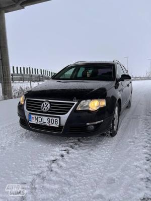 Melns Volkswagen Passat 2007 Kauņa, ar dzinēja tilpumu 2.00 L un nobraukumu 430 tūkst. km par 1750 €, foto  vietnē AUTOMOTO.COM.LV