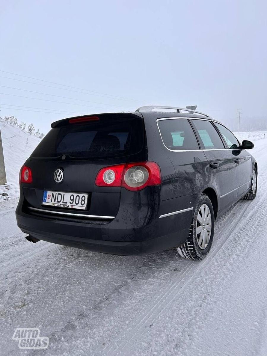 Melns Volkswagen Passat 2007 Kauņa, ar dzinēja tilpumu 2.00 L un nobraukumu 430 tūkst. km par 1750 €, foto 3 vietnē AUTOMOTO.COM.LV