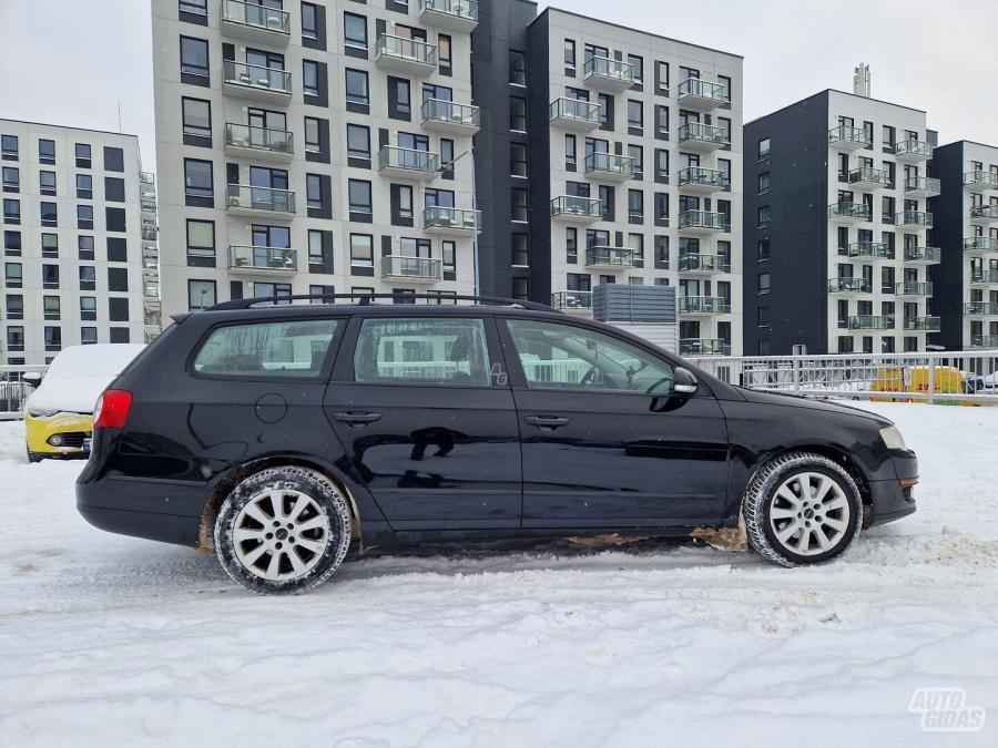 Melns Volkswagen Passat 2007 Viļņa, ar dzinēja tilpumu 2.00 L un nobraukumu 281 tūkst. km par 1890 €, foto 5 vietnē AUTOMOTO.COM.LV