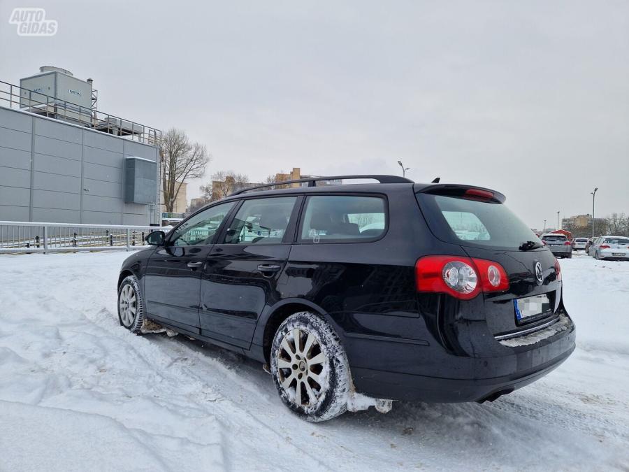 Melns Volkswagen Passat 2007 Viļņa, ar dzinēja tilpumu 2.00 L un nobraukumu 281 tūkst. km par 1890 €, foto 8 vietnē AUTOMOTO.COM.LV