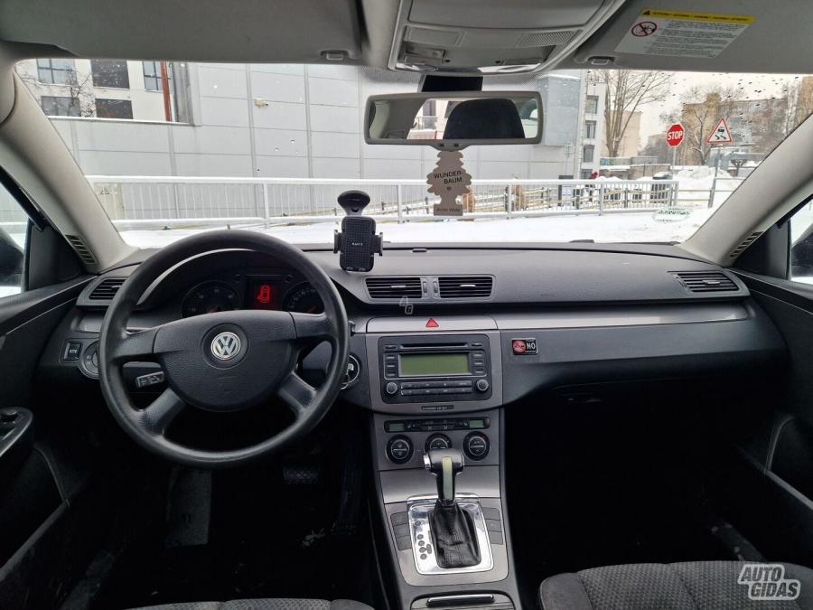 Melns Volkswagen Passat 2007 Viļņa, ar dzinēja tilpumu 2.00 L un nobraukumu 281 tūkst. km par 1890 €, foto 13 vietnē AUTOMOTO.COM.LV