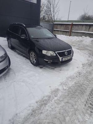 Black Volkswagen Passat 2007 in Kaunas, with an engine capacity of 2.00 L and mileage of 290 thousand km for 2000 €, photo  on AUTOMOTO.COM.LV