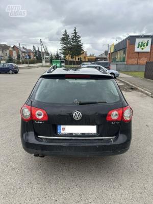 Black Volkswagen Passat 2007 in Marijampole, with an engine capacity of 2.00 L and mileage of 400 thousand km for 1700 €, photo 6 on AUTOMOTO.COM.LV