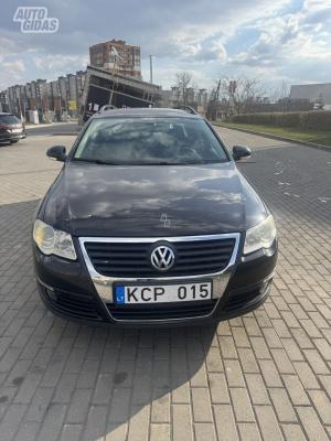 Black Volkswagen Passat 2007 in Kaunas, with an engine capacity of 2.00 L and mileage of 272 thousand km for 2150 €, photo  on AUTOMOTO.COM.LV