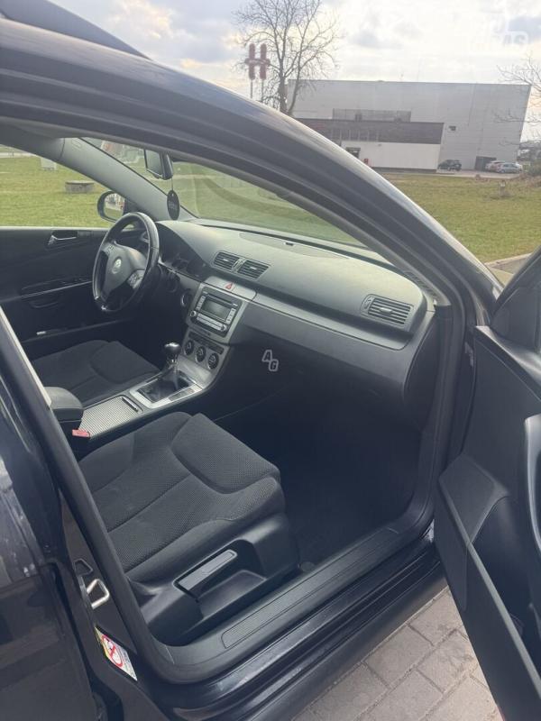 Melns Volkswagen Passat 2007 Kauņa, ar dzinēja tilpumu 2.00 L un nobraukumu 272 tūkst. km par 2150 €, foto 8 vietnē AUTOMOTO.COM.LV
