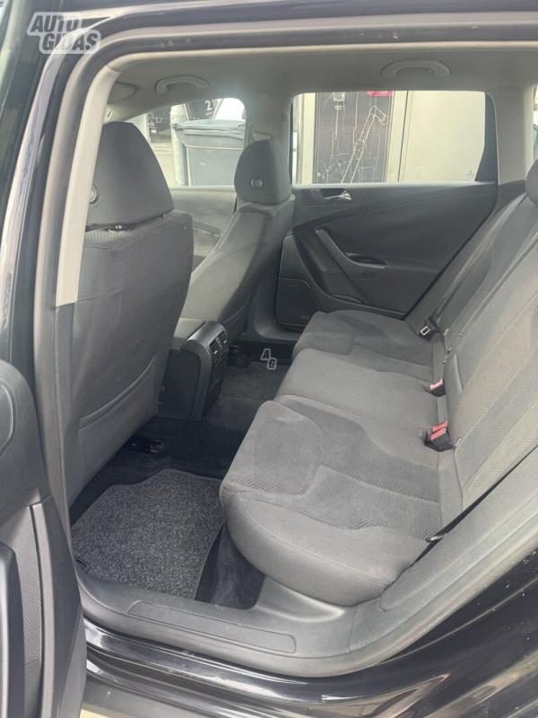 Melns Volkswagen Passat 2007 Kauņa, ar dzinēja tilpumu 2.00 L un nobraukumu 272 tūkst. km par 2150 €, foto 10 vietnē AUTOMOTO.COM.LV