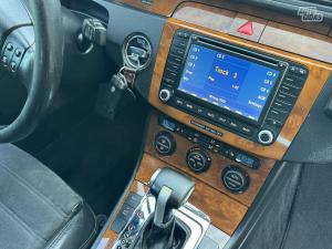 Melns Volkswagen Passat 2007 Kauņa, ar dzinēja tilpumu 2.00 L un nobraukumu 330 tūkst. km par 2100 €, foto 22 vietnē AUTOMOTO.COM.LV