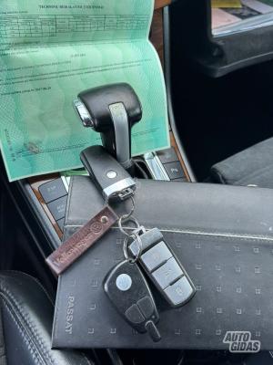Melns Volkswagen Passat 2007 Kauņa, ar dzinēja tilpumu 2.00 L un nobraukumu 330 tūkst. km par 2100 €, foto 29 vietnē AUTOMOTO.COM.LV