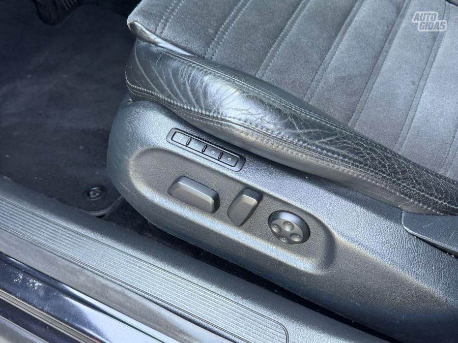 Melns Volkswagen Passat 2007 Kauņa, ar dzinēja tilpumu 2.00 L un nobraukumu 330 tūkst. km par 2100 €, foto 30 vietnē AUTOMOTO.COM.LV