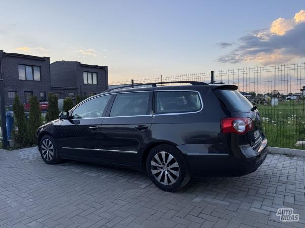 Black Volkswagen Passat 2007 in Kaunas, with an engine capacity of 1.90 L and mileage of 325 thousand km for 1800 €, photo 3 on AUTOMOTO.COM.LV