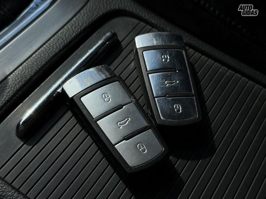Black Volkswagen Passat 2007 in Siauliai, with an engine capacity of 2.00 L and mileage of 430 thousand km for 1499 €, photo 18 on AUTOMOTO.COM.LV