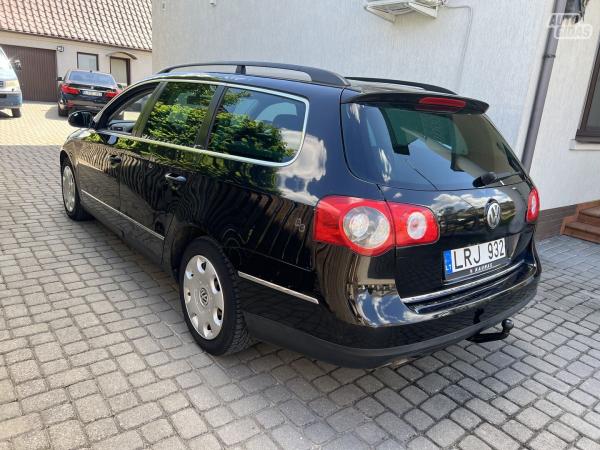 Melns Volkswagen Passat 2007 Kauņa, ar dzinēja tilpumu 2.00 L un nobraukumu 274 tūkst. km par 1760 €, foto 4 vietnē AUTOMOTO.COM.LV
