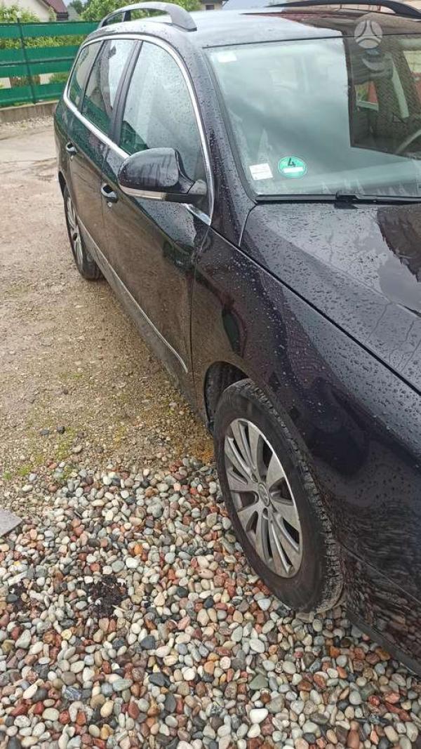 Melns Volkswagen Passat 2007 Kauņa, ar dzinēja tilpumu 1.60 L un nobraukumu 188 tūkst. km par 2999 €, foto 4 vietnē AUTOMOTO.COM.LV