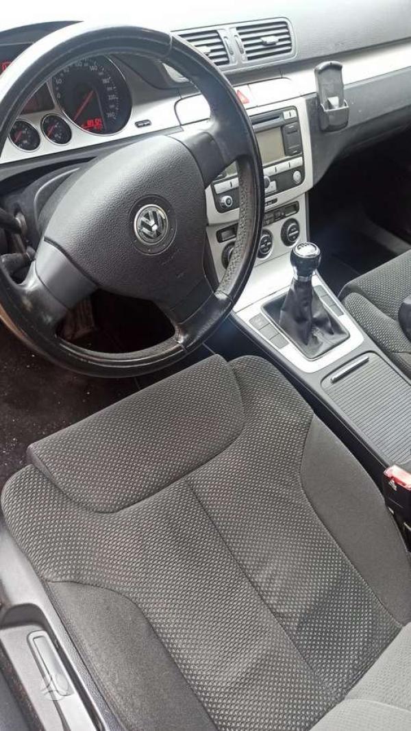 Melns Volkswagen Passat 2007 Kauņa, ar dzinēja tilpumu 1.60 L un nobraukumu 188 tūkst. km par 2999 €, foto 6 vietnē AUTOMOTO.COM.LV