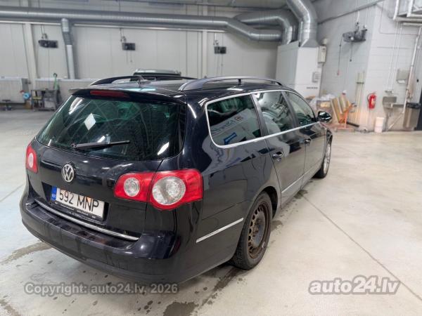 Black Volkswagen Passat 2007 in Tallinn, with an engine capacity of 2.00 L and mileage of 0 thousand km for 899 €, photo 5 on AUTOMOTO.COM.LV