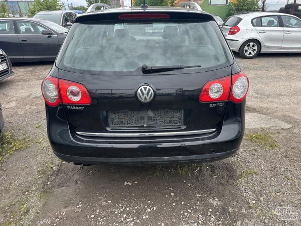 Black Volkswagen Passat 2007 in Kaunas, with an engine capacity of 2.00 L and mileage of 271 thousand km for 2390 €, photo 5 on AUTOMOTO.COM.LV