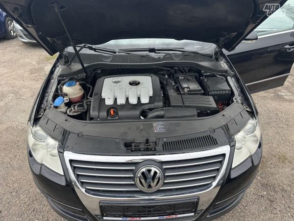 Black Volkswagen Passat 2007 in Kaunas, with an engine capacity of 2.00 L and mileage of 271 thousand km for 2390 €, photo 9 on AUTOMOTO.COM.LV