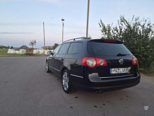 Black Volkswagen Passat 2007 in Kaunas, with an engine capacity of 1.97 L and mileage of 338 thousand km for 2900 €, photo 5 on AUTOMOTO.COM.LV