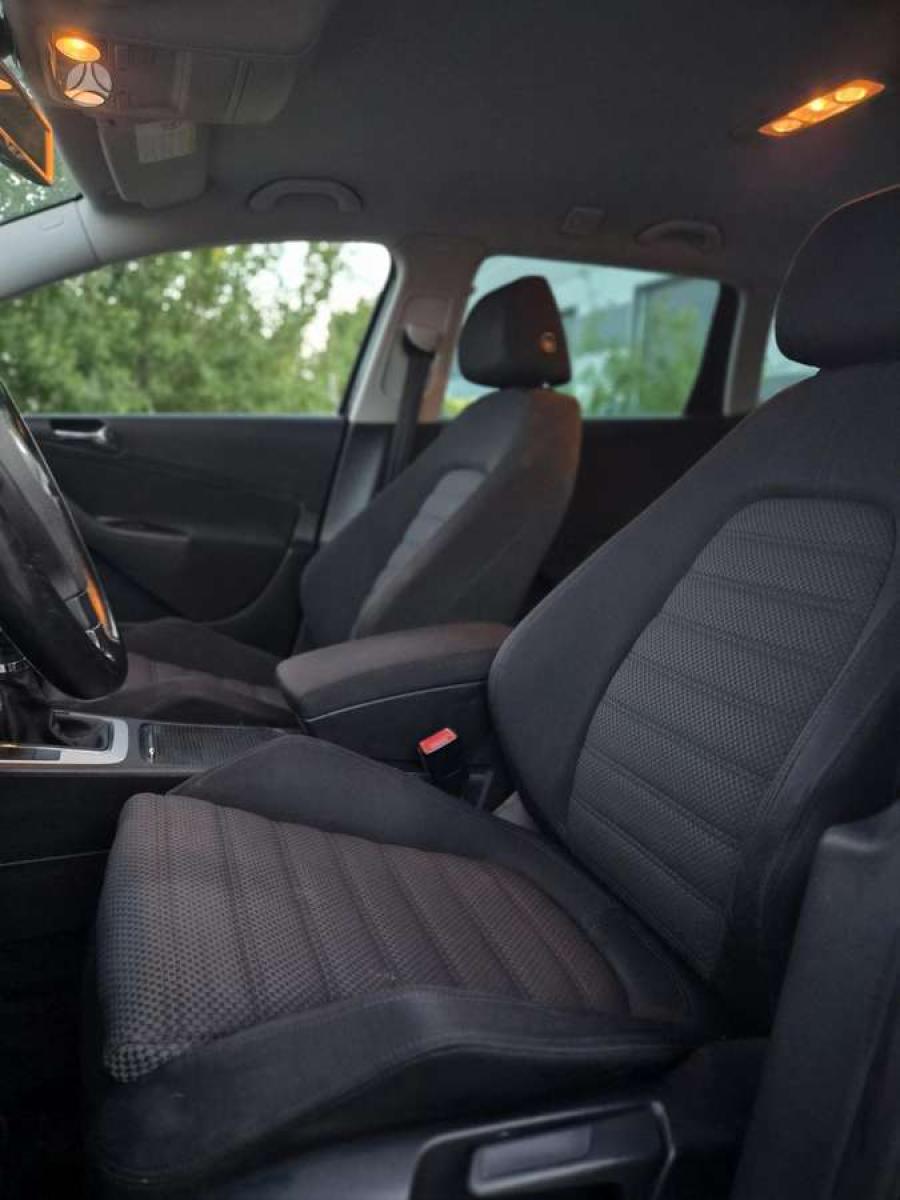 Black Volkswagen Passat 2007 in Kaunas, with an engine capacity of 1.97 L and mileage of 338 thousand km for 2900 €, photo 11 on AUTOMOTO.COM.LV