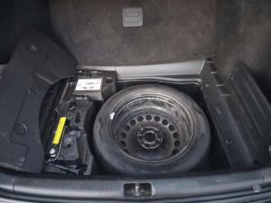 Black Volkswagen Passat 2007 in Kaunas, with an engine capacity of 1.97 L and mileage of 338 thousand km for 2900 €, photo 13 on AUTOMOTO.COM.LV