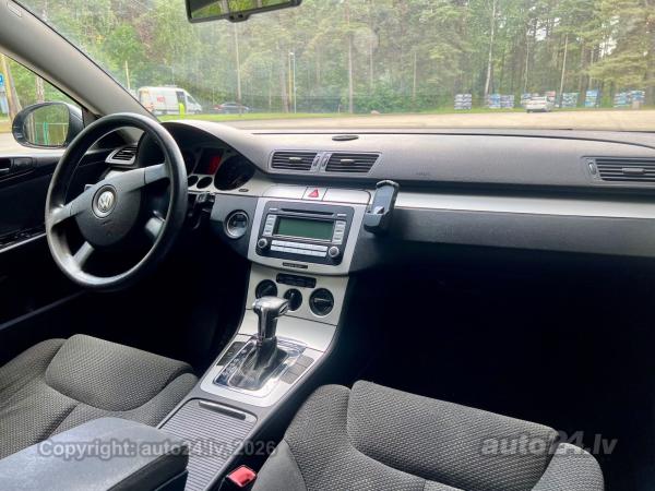 Melns Volkswagen Passat 2007 Tallina, ar dzinēja tilpumu 2.00 L un nobraukumu 0 tūkst. km par 1490 €, foto 9 vietnē AUTOMOTO.COM.LV