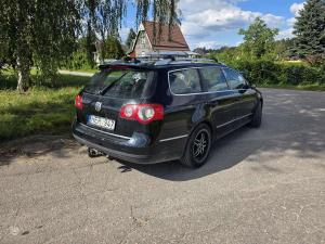 Black Volkswagen Passat 2007 in Kaunas, with an engine capacity of 1.97 L and mileage of 371 thousand km for 1150 €, photo 6 on AUTOMOTO.COM.LV