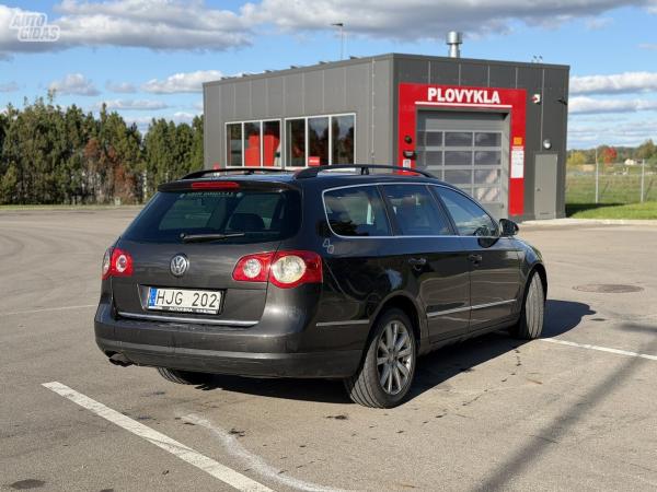Фольксваген Пассат 2007 в Ретавас на AUTOMOTO.COM.LV Черный Фольксваген Пассат 2007 в Ретавас, объемом двигателя 2.00 л и пробегом 308 тыс. км за 1350 €, фото 6 на AUTOMOTO.COM.LV